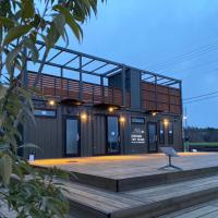 China Second Floor Steel Structure Container Houses Pre-fabricated Components Container Glamping Park Toilet Cafe Shop for sale