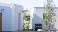 China Tourism Prefab Units Vacation Container Cabins Turnkey Accommodation for Resort Glamping Eco-Tourism Ventures for sale