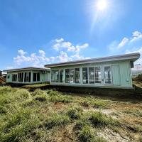 China Rectangular Container House Prefab Steel Composite Modular House Outdoor Steel Container for Factory Agriculture for sale