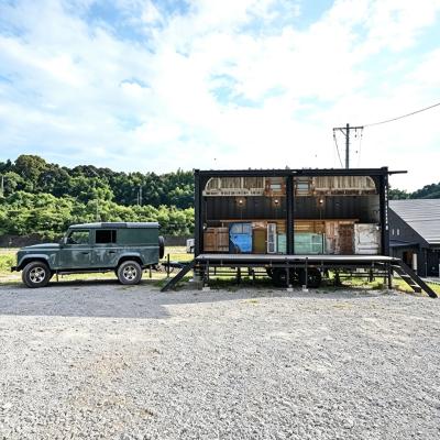 China Mobile Food Catering Restaurant Trailer Shop Café Steel Structure Container Trailer with Connecting Pieces and Trailers for sale