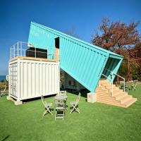 China Modern Contemporary Modular Container Cafe Coffee Shop Design Portable Prefab with Trendy Home Style for Urban Pop Spaces for sale