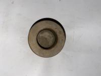 China 12vb. 01.41A Iron Flywheel End Rocker Arm Shaft Sleeve Customized to Meet Your Demands for sale