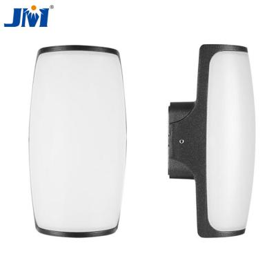 China 12W Outdoor Waterproof Modern Led Wall Light Decor 3000K IP65 for sale