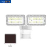 China Double Head Solar Induction Outdoor Lamp 180 Degree Adjustable IP65 for sale