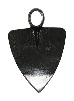 China Oval Hole Eye Carbon Steel Delta Triangle Peach Type Forged Digging Hoe 900g 170x240mm for sale