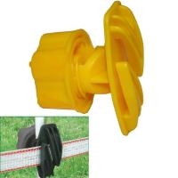China INS016 Impact-Resistant Plastic Screw Insulator Vario Plus For Metal Or Plastic Posts for sale