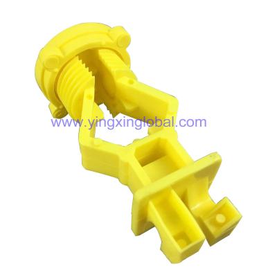 China Screw-on Fencing Insulator for 1.25-1.33 Studded T-posts Secure Fit Yellow 25pcs for sale