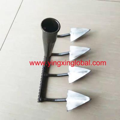 China Carbon Steel 4 Tine Weld Garden Digging Hoe Fork Rake 12pcs per Carton for sale