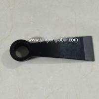 China Carbon Steel Forged Garden Hoe 350g Digging Cutting Tool with Oval Eye Hole for sale