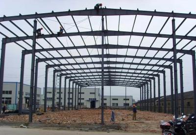 China Prefabricated Steel Warehouse Building with Rock Wool Sandwich Panel Roof and Wall for sale