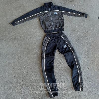 China Windproof Two Piece Zip Up Jacket Tracksuit 3m Reflective Tracksuit Men Eco Friendly for sale