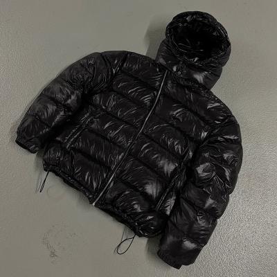 China Seamless Fusing Streetwear Puffer Jacket Winter Shiny Polyester Padded Jacket Stylish for sale