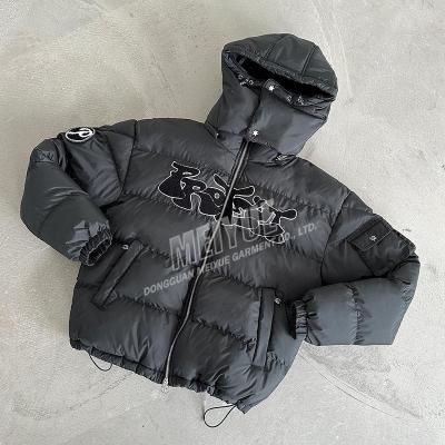 China Custom Winter Cropped Down Coats Ultra Light Duck Goose Embroidery Chenille Padded Detachable Hat Bubble Puffer Jacket for Men for sale