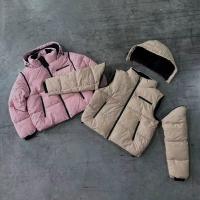 China Winter Custom Unisex Cotton Detachable Zip up Sleeveless Coat with Hood Cropped Puffer Down Jacket for Men for sale