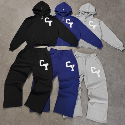 China Custom 400-500gsm French Terry Eco-Friendly Streetwear Tracksuit with Hooded Design and Side Pockets for sale