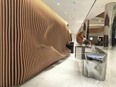 China 3D Radius Curved Metal Ceiling Baffle Soundproofing Woodgrain Wall Acoustic Panels for sale