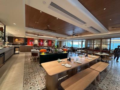 China Cafe Resturant Ceiling Tile 2/2/0.5mm Microperforated Acoustic Panels Soundproofing Board for sale