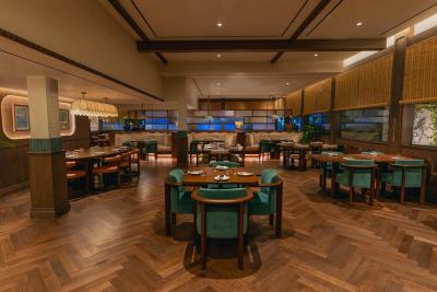 China Luxury Hotel Resturant 2/2/0.5mm Microperforated Wall Panels Soundproofing Ceiling Board for sale