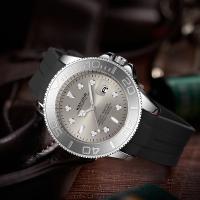 China Lightweight Stylish Casual Quartz Watch Featuring Accurate Timekeeping and Comfortable Silicone Strap for Daily Activities for sale