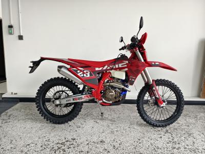 China KEWS k28 R-edition 4 Stroke Enduro Motorcycle with Liquid-Cooled 4-Stroke Engine 300mm Ground Clearance and Dual Large-Diameter Discs for sale