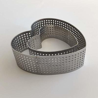 China Heart Shape Perforated Metal Filter Screen Mesh Heat Resistance for sale