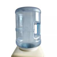 China Recyclable 5 Gallon Water Bottle Ploy Carbonate Material With Handle for sale