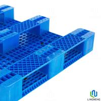 China 3 Runners Heavy Duty Plastic Storage Pallets 1200*1200*160mm With Steel Tubes for sale