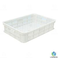 China Ventilated Plastic Fruit And Vegetable Crates Food Grade Plastic Agricultural Crates for sale