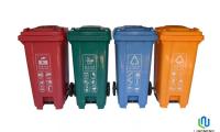 China Outdoor 160L Large Garbage Bins ,  Mobile Plastic Waste Bins for sale