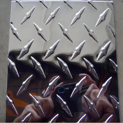 China JIS 3003 Aluminum Checkered Plate 1000mm Polished Diamond Sheet Anti Skid for sale