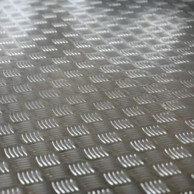 China Anti Slip Aluminium Chequer Plate Sheet 2mm 4x8 Checker Plate Aluminum 3003 H22 for sale