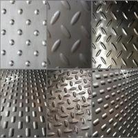 China 5083 Aluminum Checker Plate Sheet H111 Silver Color Embossed Cutting Size for sale