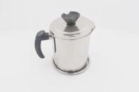 China Stainless Steel 1.3L Grease Strainer Pot with Lid and Handle for Kitchen Oil Filtration for sale