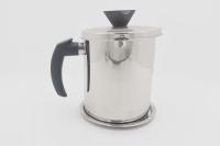 China 1.3L Stainless Steel Oil Strainer Pot with Lid and Filter for Kitchen Grease Storage for sale
