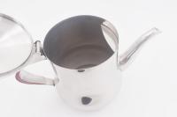 China 11oz Stainless Steel Whistling Kettle Fruit Infusion Pitcher 0.5mm Thickness for sale