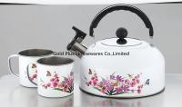 China Stainless Steel Whistle Kettle 0.11cbm Safety Alarm Tea Kettle with 2 Cups for sale