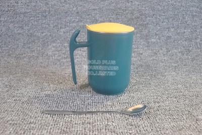 China Plain Green Double Wall Keep Warm Metal Steel Coffee Mug With Lid Spoon for sale