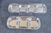 China 304 Stainless Steel Rectangular Sauce Tray with Dividers 1-4 Compartments 7.2-11cm Diameter for sale