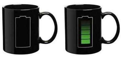 China New creative gift product battery colour change  temperature sensing ceramic mugs cup for sale