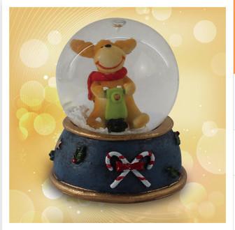 China New creative promotion gift christmas deer led snow glass ball event supplie for sale