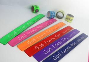 China New customed print logo promotional pvc reflective bang crack clap bracelet gifts outdoor for sale