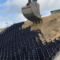 China HDPE Geocell Erosion Control Ground Grid Slope Protection 200mm Cell Height Welding Distance 330-1000mm for sale