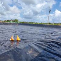 China HDPE Geomembrane 1mm 2mm Waterproof Liner for Pond Dam Fish Farm Tank Lining for sale