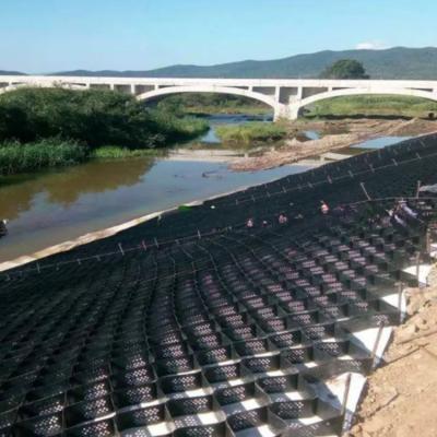 China HDPE Geocell Ground Stabilization Grid Honeycomb Design 1.2mm Thickness 75mm Cell Depth for sale