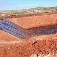 China 1mm HDPE Fish Pond Liner 50m-100m Length for Aquaculture Dam Lining for sale