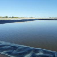China Black 1.5mm HDPE Geomembrane Pond Liner Double Texture Surface for Fish Farm for sale