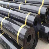 China Glossy HDPE Geomembrane Fish Pond Liner 0.75mm to 3.00mm Thickness 50m Length for sale