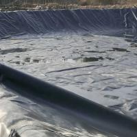 China UV Resistant 0.75mm HDPE Geomembrane for Fish Pond Tailing Tank Liner for sale