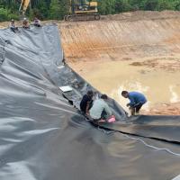 China 1.5mm HDPE Geomembrane Liner for Landfill Mining Pond Waterproofing for sale