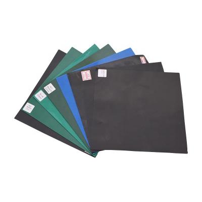 China HDPE Geomembrane Fish Farm Pond Liner 0.5mm 2mm Smooth Dam Liner for sale